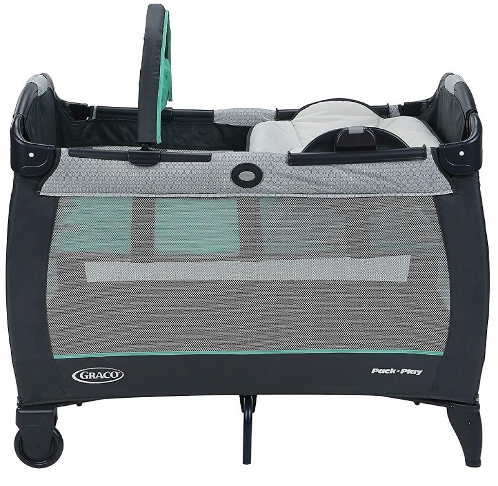 10 Awesome Picks for the Best Portable Cribs to Use This Weekend!